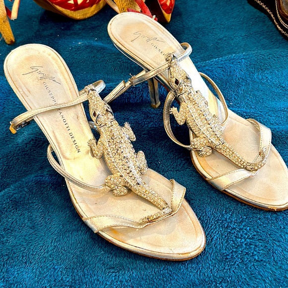 Giuseppe Zanotti | Shoes | Giuseppe Zannotti Design Rhinestone ...